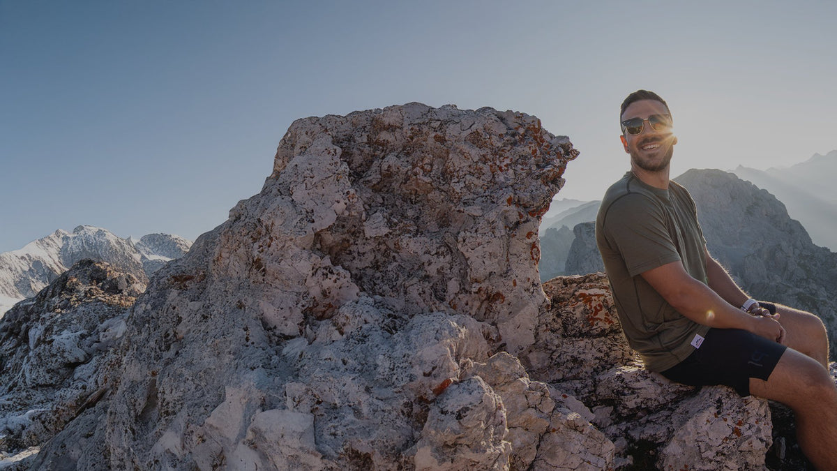 Merino Shirts kaufen | Atmungsaktiv, geruchsfrei & weich – Alpenwert – ALPENWERT